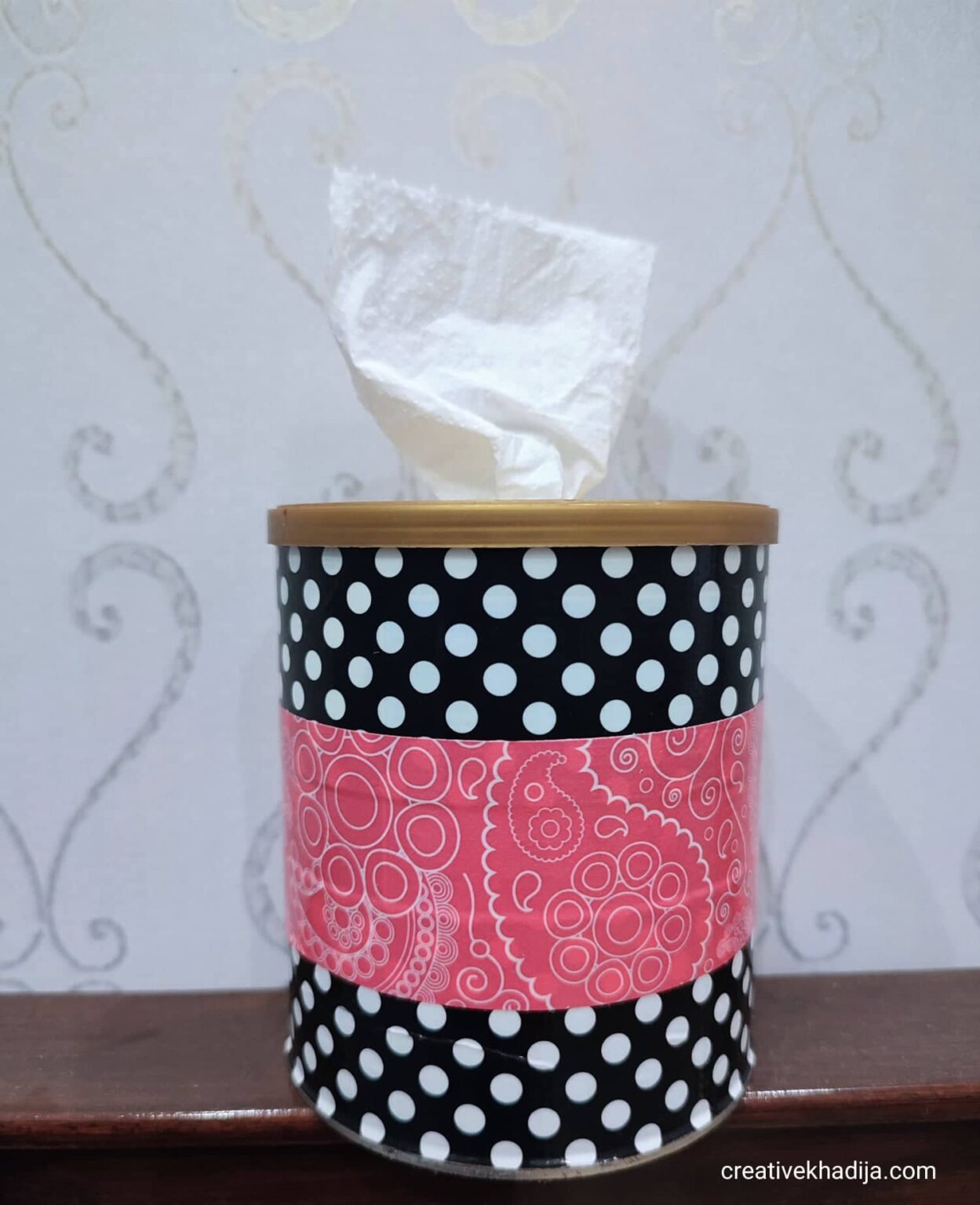 DIY Tissue Paper Roll Holder | Recycled Art Projects